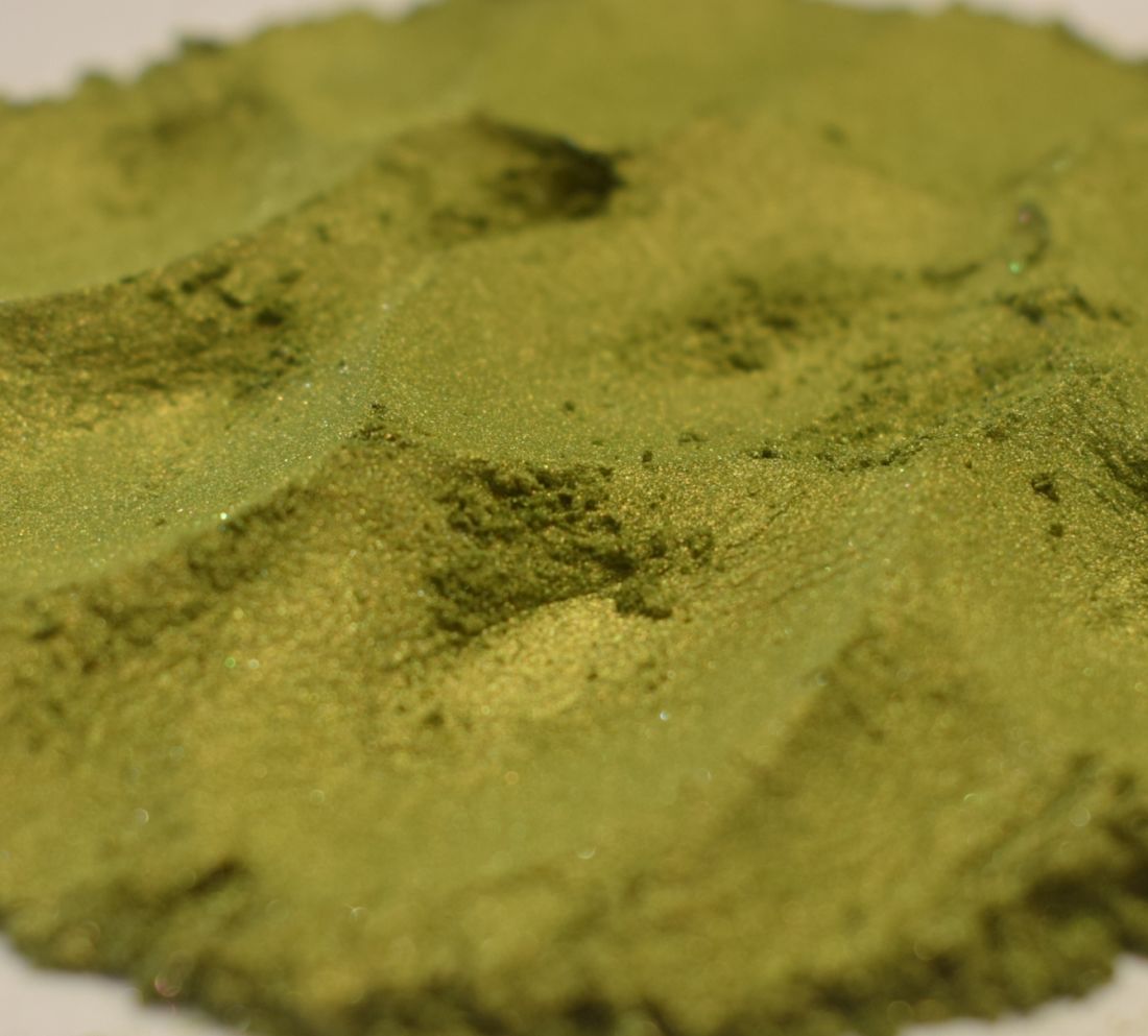 Custom Paint with Olive Green Pearl Mica Pigment. - Vintage Paint